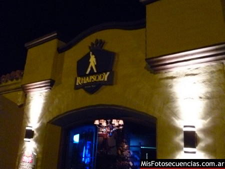 Rhapsody Resto Bar en La Cumbre - Mis Fotosecuencias